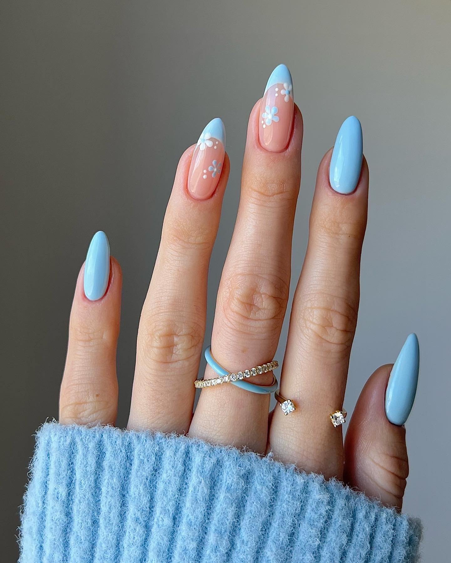 Discover 10 Stunning French Manicure Nail Designs for Every Style!